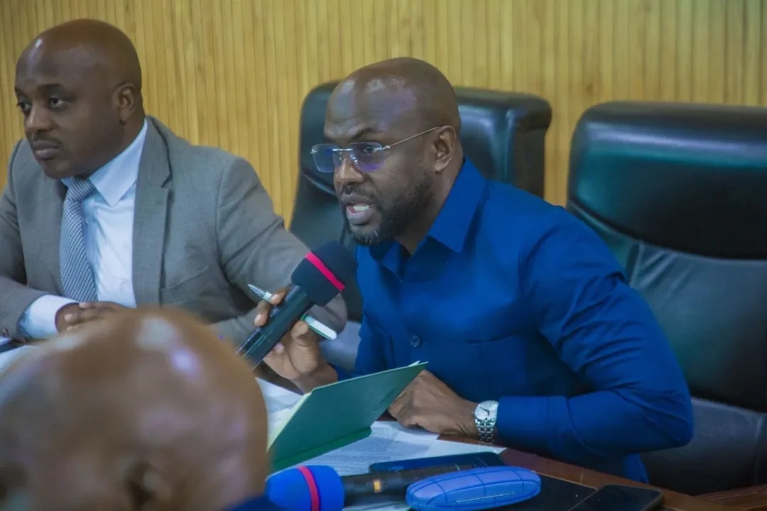 DKT. HUSSEIN OMAR AFUNGA KIKAO CHA PAMOJA CHA SERIKALI NA BENKI YA ...